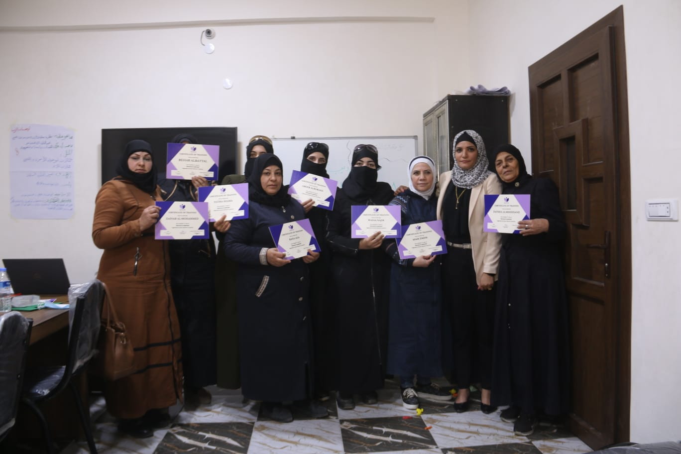 هيئة المرأة السورية تنظم تدريب حشد ومناصرة للناجيات من سجون الأسد